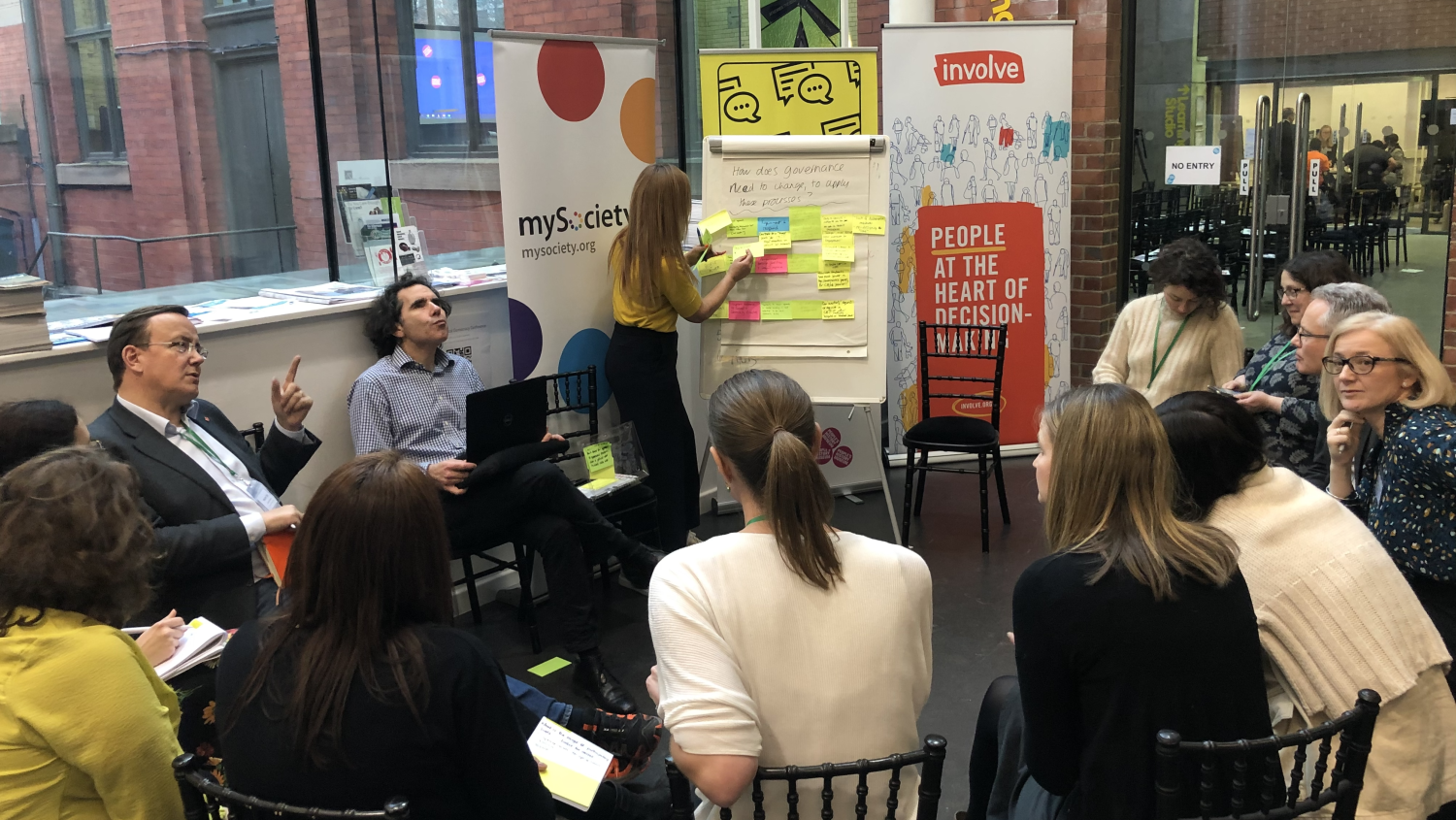 How can local authorities work together to improve local democracy ...